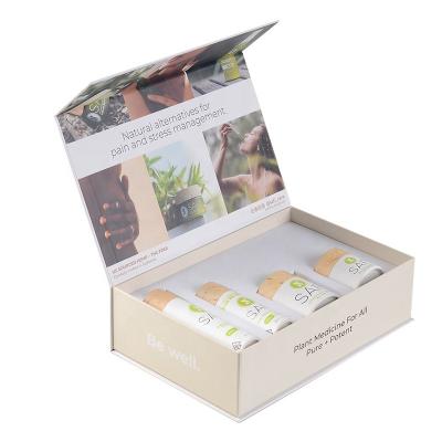 China ISO9001 ROHS Cosmetic Gift Box Packaging 350g Art Paper Recycled 24x24x5cm for sale