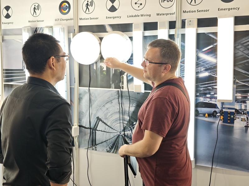 COMLED will participate in the Hong Kong International Lighting Fair (Autumn Edition) 2024 to introduce sustainable LED lighting solutions to exhibitors, engineers and distributors.