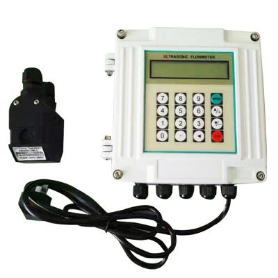 China Handheld Ultrasonic Flowmeter RS232 Output 1% Accuracy for Industrial Flow Monitoring for sale