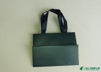 China 300gsm Rope Handle Paper Bags Gift CMYK Luxury Gold Foil Logo for sale