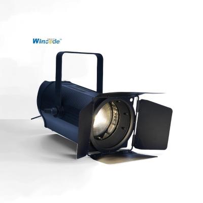 China 400W LED CRI95 Stage Lighting RGBAL 5 In 1 Auto Zoom Fresnel Spot Light With Color Management System for sale