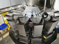 China Automatic Waterproof 10 Head Weigher Cherry Tomato Weighing For Plastic Tray for sale