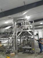 China Chocolate Candy VFFS 520 Snack Food Packaging Machine for sale