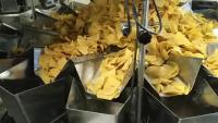 China VFFS Roll Film Vertical Packing Machine For Potato Chips for sale
