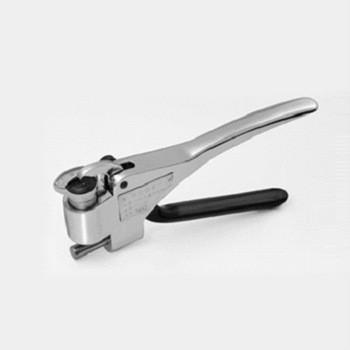 China ASTM B647 Portable Hardness Tester Durable For Mearsuing Aluminium Alloy for sale