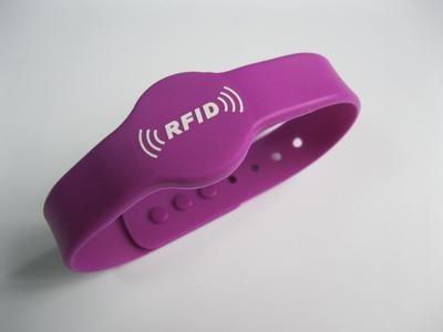 China NFC wristbands/NFC RFID silicone wristbands/NFC intelligent Proximity silicone wristbands for sale
