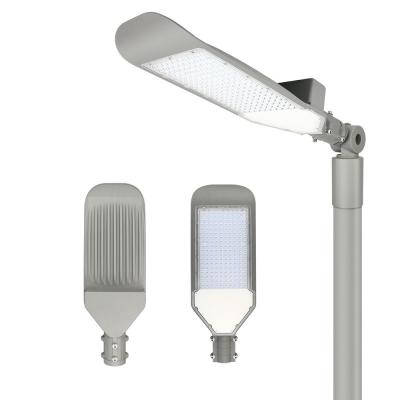 China 200W Outdoor LED Street Light 30000 Lumen 2700-6500K Roadway Parking Lot for sale