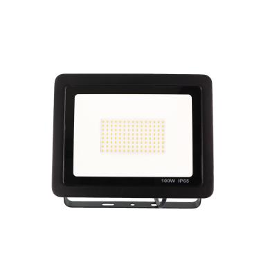 China IP65 Outdoor LED Flood Light 100W 10000lm Warm White IK07 50000H for sale