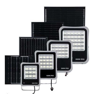 China Solar Outdoor Flood Light 50W 300W 6V 170lm/W IP65 Waterproof High Conversion Rate for sale
