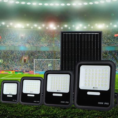 China IP65 Waterproof Remote Control Solar Floodlight 25w 40w 60w 100w 200w for sale
