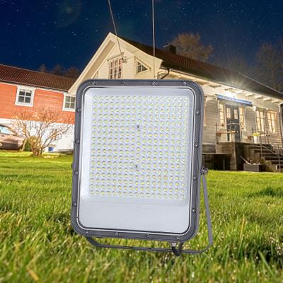 China Outdoor 200W LED Floodlight IP65 Waterproof 170lm/W AC160-265V Gray Aluminum for sale