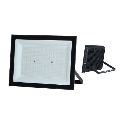 China IP65 Outdoor LED Flood Light 50W High Brightness Garden House Lamp for sale