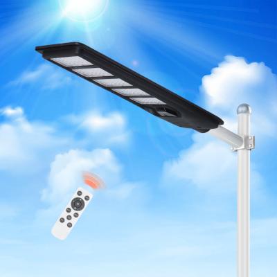 China 300W High Power LED Solar Street Light LiFePO4 Battery IP66 Waterproof Outdoor for sale