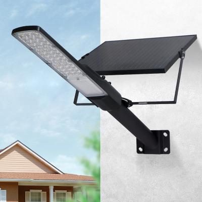 China KCD 100W Remote Control Solar Streetlight 6500K High Lumens LED for Road Highway Lighting for sale