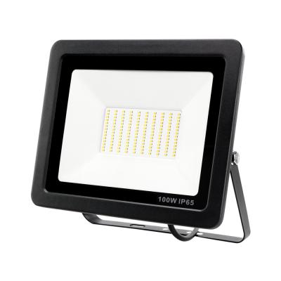 China Waterproof IP65 SMD LED Flood Light 100W 8000lm 120° Beam Outdoor Aluminum Housing for sale