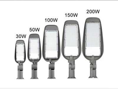 China Aluminum IP65 Outdoor LED Street Lights 30W-200W Modular SMD Smart AC with 100lm/w Efficiency for sale