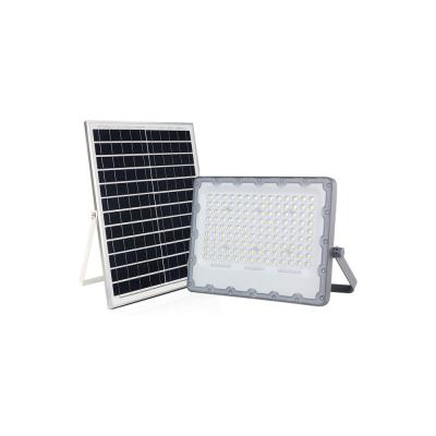 China 100W Solar LED Flood Light with LiFePO4 Battery, IP65 Waterproof Rating, and Remote Control for Outdoor Area Lighting for sale