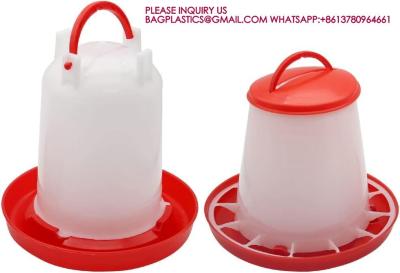 China Hanging Poultry Waterer 1.5L Plastic Chick Drinker for Duck Quail Outdoor Farm Use for sale
