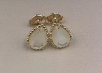 China Earrings  18K Gold Earrings   Without Diamond With Mother Pearl for sale