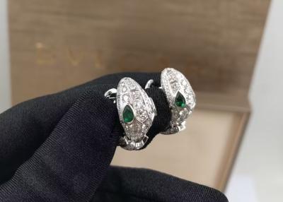 China Luxury 18K White Gold Diamond Ring Bvlgari Serpenti Ring White Gold With Green Eyes for sale