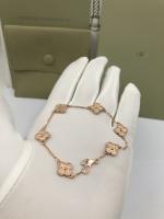 China 18K Gold 4 Leaf Clover Jewellery Vintage Bvlgari Divas Dream Bracelet for sale