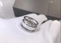 China Real Gold Glossy Stylish Certified White Gold Wedding Bands For Women for sale