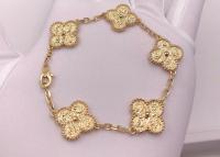 China Lower Shaped VCARO1IE00 VCA Vintage Alhambra Bracelet For Girlfriend for sale