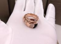 China Luxury Full Pavé Diamonds Serpenti 18K Gold Diamond Ring For Ladies for sale