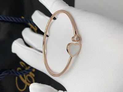 China Women'S Natural Diamond Heart Pendant 18 Karat Gold Bangles Jewelry As Gift for sale