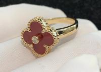 China Unique Carnelian 18K Gold Ring , Vintage Alhambra Ring With Real Diamond for sale