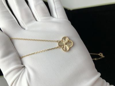 China VCARP4KL00 42cm Chain 18K Gold Necklace Vintage For Girlfriend for sale