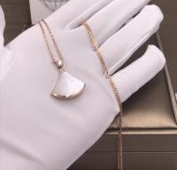 China Certified Mother Of Pearl Bulgari Divas Dream Necklace For Gift for sale