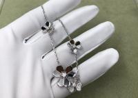 China Simple Design Van Cleef Frivole Bracelet 5 Flowers For Engagement for sale