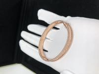 China Rose Gold Signature Oval Shape 18K Gold Bracelet No Diamonds for sale