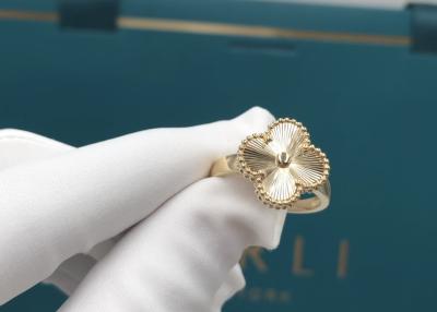 China Beautiful Certified 18K Gold Engagement Ring , Sweet Alhambra Ring Without Diamond for sale