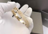 China VVS Diamonds Saddle Shape 18K Gold Diamond Bracelet , Moving Diamond Bracelet for sale