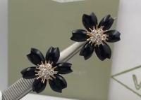 China Girlfriend Gifts Elegant High End 18K Gold Earrings With Diamonds for sale