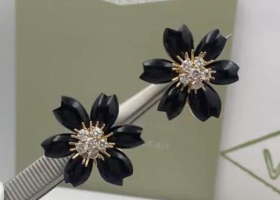 China Girlfriend Gifts Elegant High End 18K Gold Earrings With Diamonds for sale