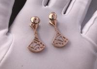 China Vantage Classic Fan Shaped18K Gold Earrings Mother Of Pearl for sale