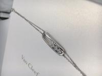 China Classical Fashionable 18K Gold Diamond Bracelet , White Gold And Diamond Bracelet for sale
