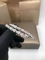 China Luxurious Bvlgari 18K Gold Diamond Bracelet With Full VVS Diamonds for sale