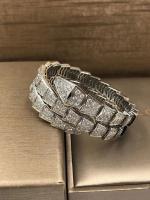 China Luxurious 18K White Gold Diamond Bangle VVS Diamonds Bvlgari Serpenti Bangle for sale