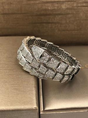 China Luxurious 18K White Gold Diamond Bangle VVS Diamonds Bvlgari Serpenti Bangle for sale