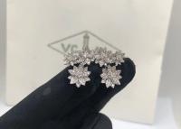 China OEM 18K Gold Diamond Earrings White Gold Full Diamond Van Cleef Arpels Earring for sale