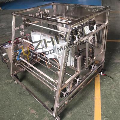 China Continuous BBQ Machine Speed Adjustable LPG Heating 65 Skewers 680x680x700mm for sale