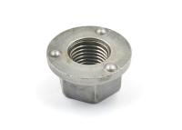 China Plain Mild Steel Hex Flange Weld Nuts with 3 Welding Points for Automobile Industry for sale