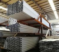 China Flooring Mounted Customized 6063-T5 Powder Coating Aluminum Alloy Fence Metal Parts for sale