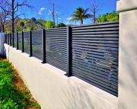 China Outdoor Decorative Yard Aluminum Vertical Tube Fence with Solid Black Powder Coating for sale