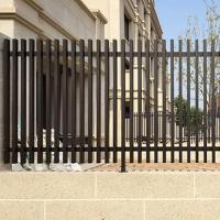 China Decorative Panel Custom Fencing Gate with 5.8-6.0M Length T5 Black Aluminum Railing for sale