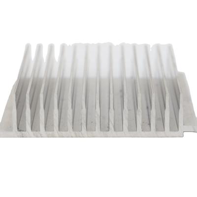 China Silver Anodized Aluminium Extrusion Profiles for Customized Size Radiator Sheet Aluminum for sale
